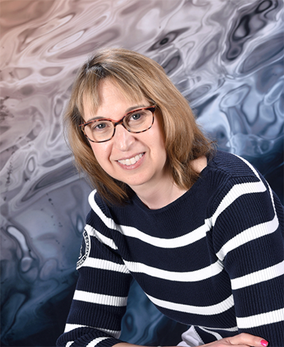 Laura Garrett - The Reader's House